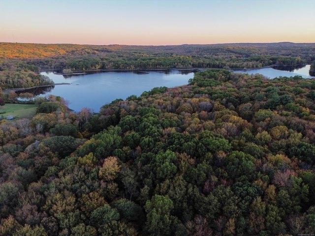 Coe Rd, Wolcott, CT 06716