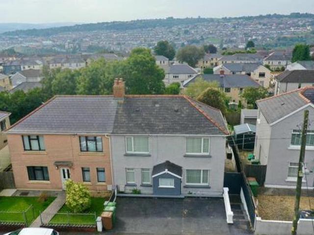 Coed y moeth Road, Aberbargoed, 3 Bedroom Semi detached
