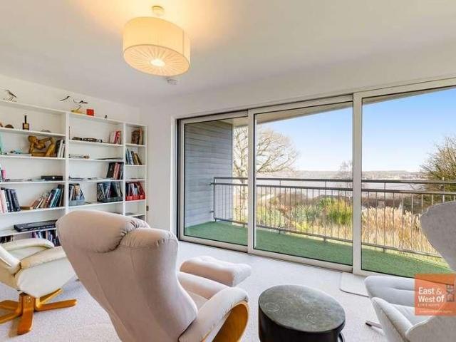 Cofton Hill, Cockwood, EX6
