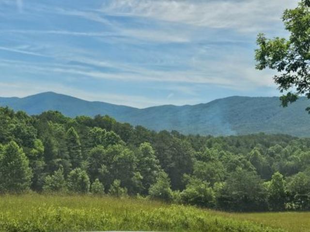 Coker Creek Trl, Tellico Plains, TN 37385