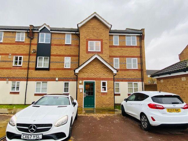 Colt Mews, Enfield EN3, 1 bed flat to rent, £1,350 pcm | PrimeLocation