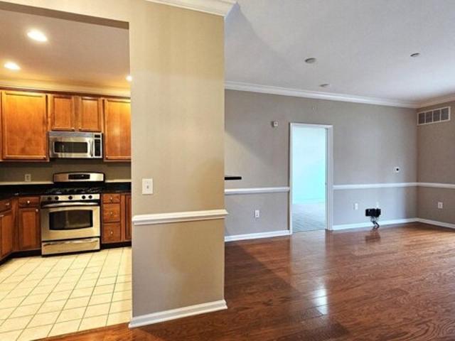 Colts Cir Unit P, Lawrenceville, Condo For Sale