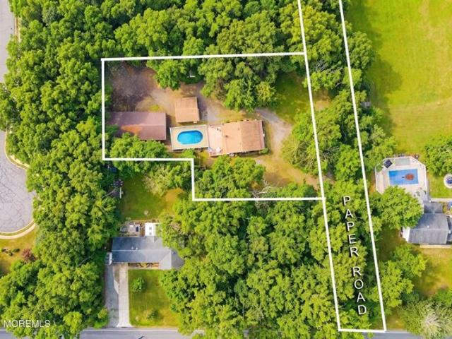 Colts Neck Rd, Farmingdale, Home For Sale