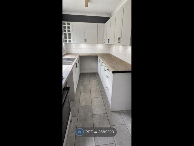 Coltsmead, Portsmouth PO6, 3 bed terraced house to rent, £1,500 pcm | PrimeLocation
