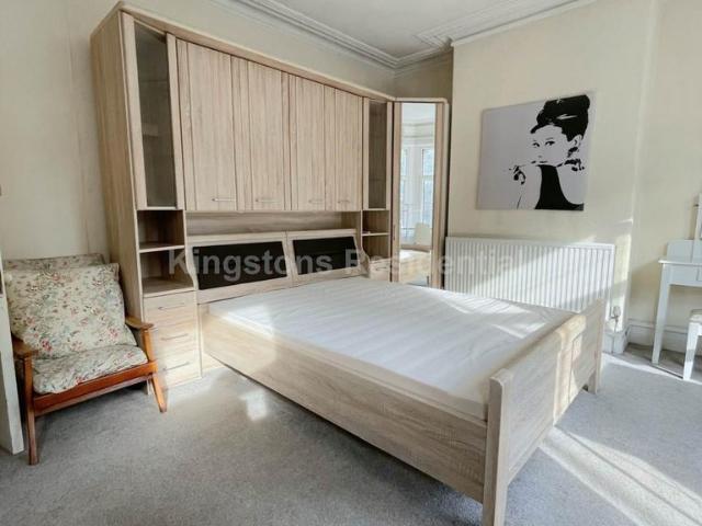 Colum Road, Cardiff CF10 5 bed terraced house to rent £2,750 pcm £635 pw