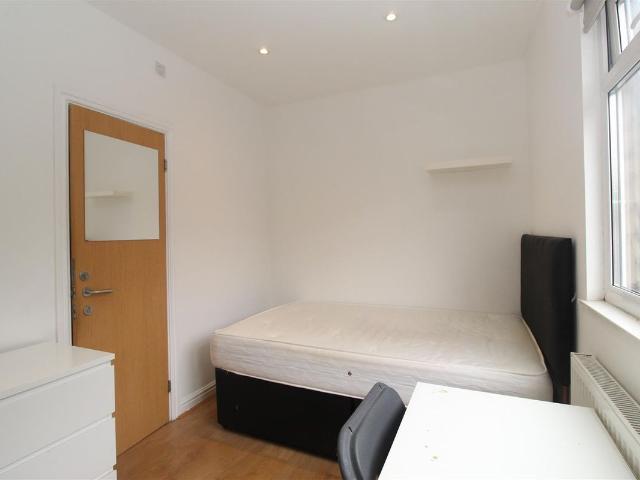 Colum Road, Cathays, Cardiff CF10, Room to rent, £580 pcm | PrimeLocation