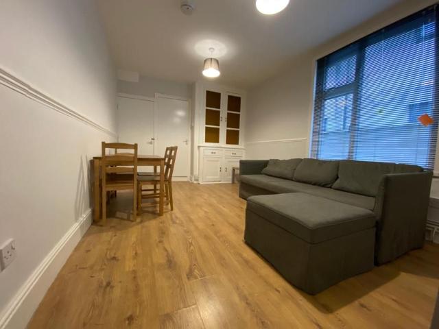 Colum Road, Cathays CF10, 2 bed flat to rent, £1,150 pcm | PrimeLocation