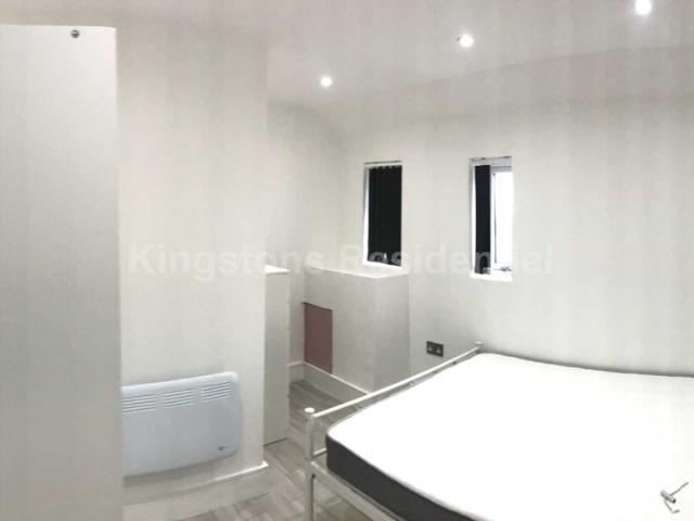 Colum Road, Cathays CF10, 2 bed flat to rent, £1,180 pcm | PrimeLocation