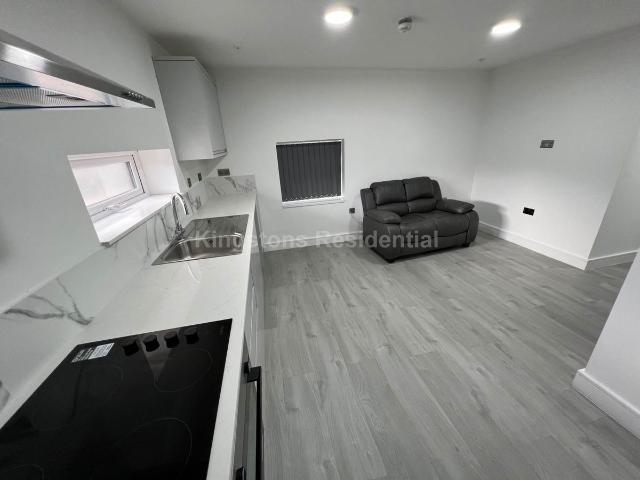 Colum Road, Cathays CF10, 2 bed flat to rent, £1,180 pcm | PrimeLocation