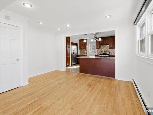 Columbus Ave, Belleville, Home For Sale
