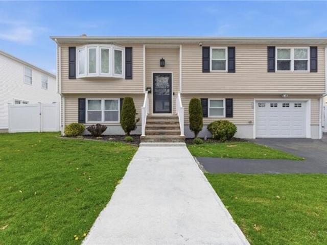 Columbus Ave, North Providence, Home For Sale