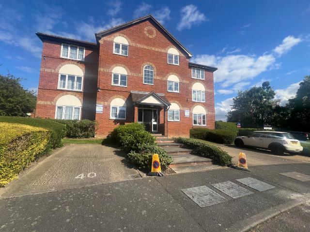 Columbus Gardens, Northwood HA6, Studio to rent, £1,250 pcm | PrimeLocation