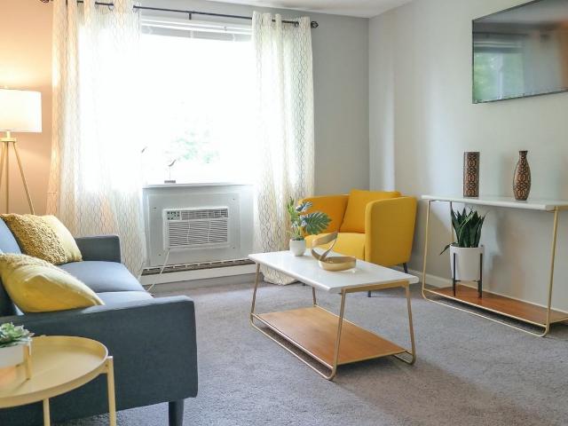 Columbus Park Apartments Studio Apartment for Rent at 2143 Winslow Dr, Columbus, OH 43207 Milbrook