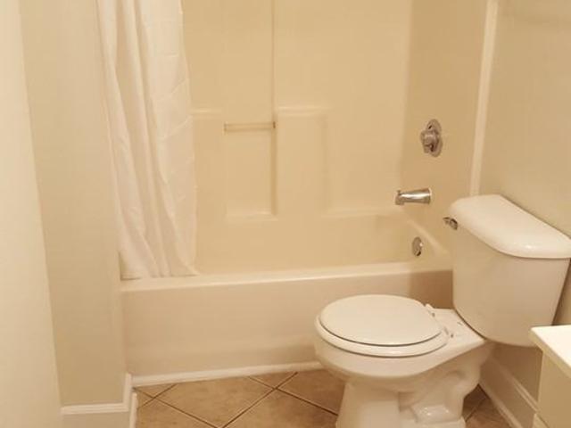 Columbus Park 2 Bedroom Apartment for Rent at 6693 Lees Summit Rd, Lees Summit, MO 64064