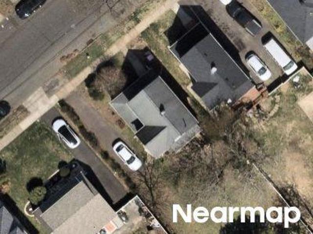 Columbia Ave