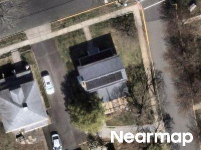 Columbia Ave