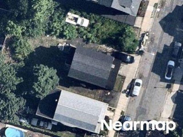 Columbia Ave