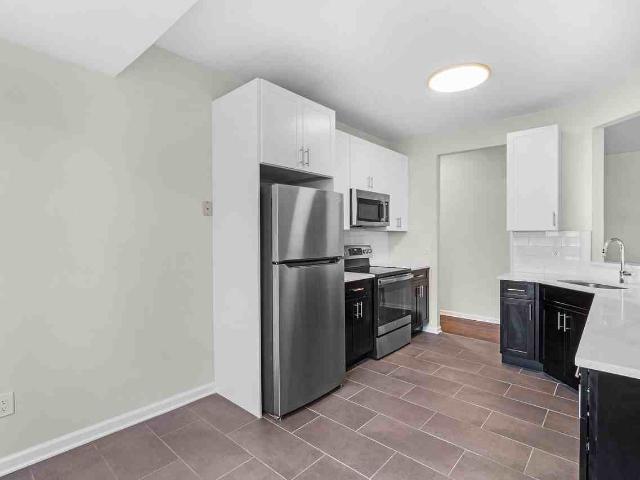 COLUMBIA COURT, LLC 2 Bedroom Apartment for Rent at 50 Maple Ave, Springfield, NJ 07081