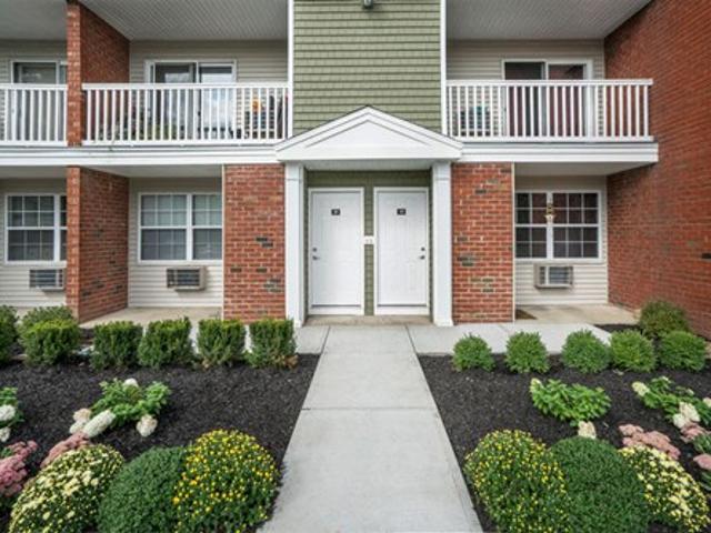 Columbia Gardens Apartments Columbia Gardens 2 Bedroom