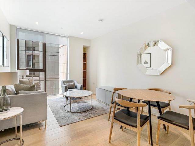 Columbia Gardens, London, SW6 1 bed apartment to rent £2,925 pcm £675 pw