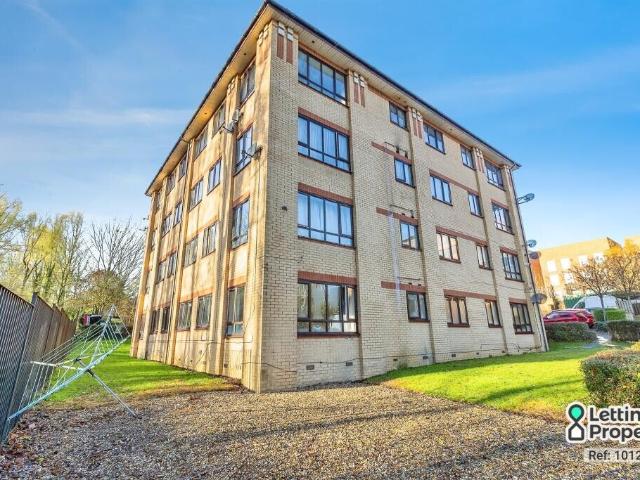 Columbia Place, Campbell Park, Milton Keynes, Buckinghamshire MK9, 2 bed flat to rent, £1,300 pcm | PrimeLocation