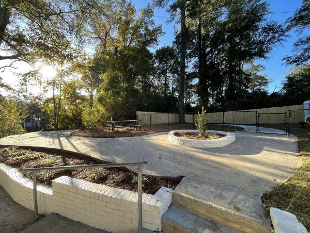 Columbia Rising 3 Bedroom Apartment for Rent at 1300 Johnson Ave, Columbia, SC 29203 Colonial Park