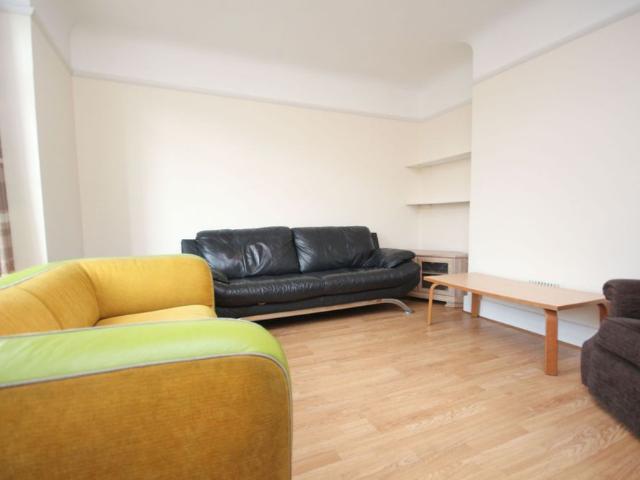 Columbia Road, Bournemouth, BH10
