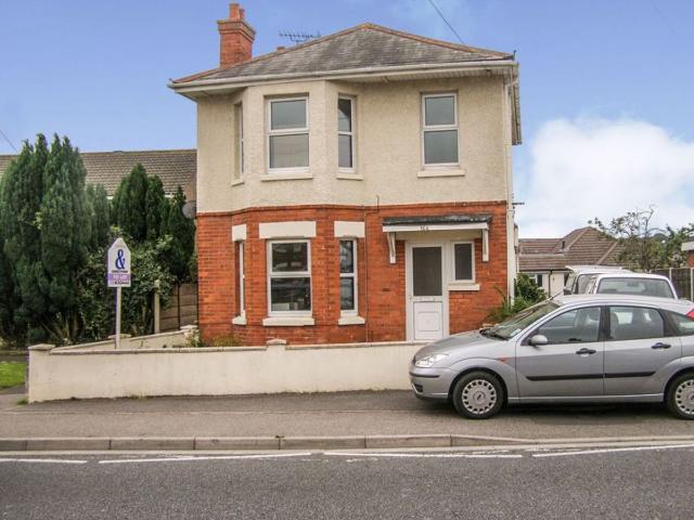 Columbia Road, Bournemouth BH10, 5 bed property to rent, £1,850 pcm | PrimeLocation