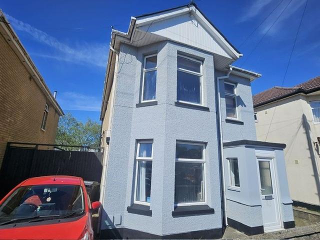 Columbia Road, Bournemouth BH10, 6 bed detached house to rent, £3,000 pcm | PrimeLocation