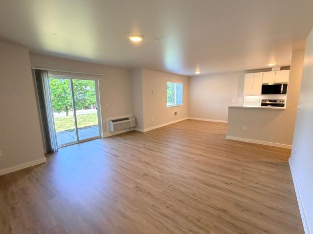 Columbia Square Apartments A H