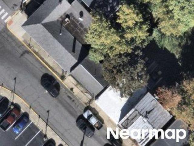 Columbia St