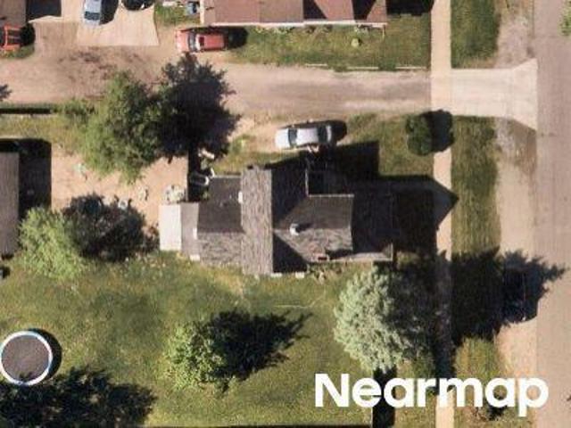 Columbian Ave