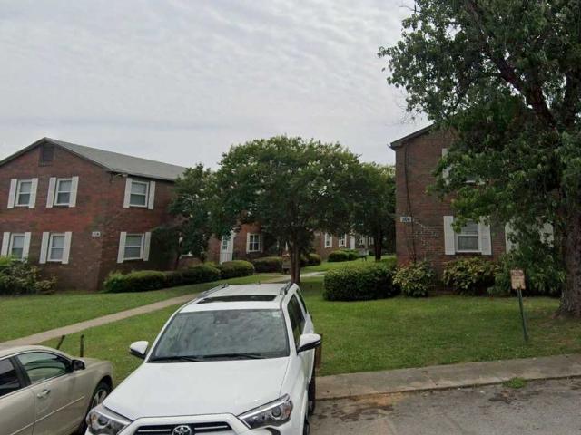 Columbiana 2 Bedroom Apartment for Rent at 306 Columbiana Rd, Homewood, AL 35209