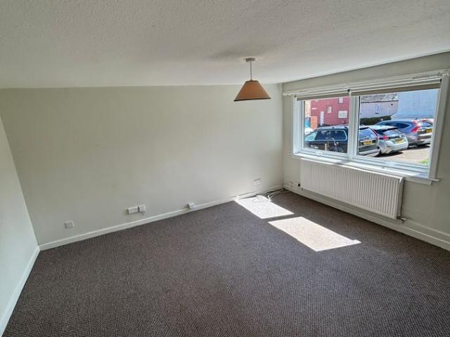 Colvin Street, Dunbar EH42, 3 bed flat to rent, £1,150 pcm | PrimeLocation
