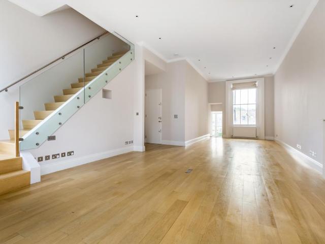 Colville Terrace, Notting Hill, W11 3 bed apartment to rent £8,665 pcm £2,000 pw