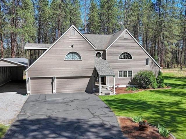 17016 N Saddle Hill Rd, Colbert, WA 99005
