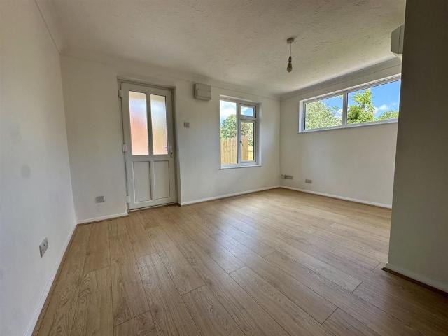 Colborne Close, Chippenham, SN15