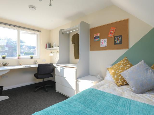 Colbourne Avenue, Brighton BN2, 9 bed semi detached house to rent, £737 pppm | PrimeLocation