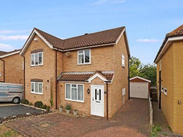 Colchester Close, Chatham, 2 Bedroom Semi detached