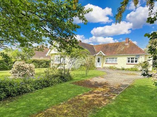 Colchester Road, Elmstead, 3 Bedroom Detached