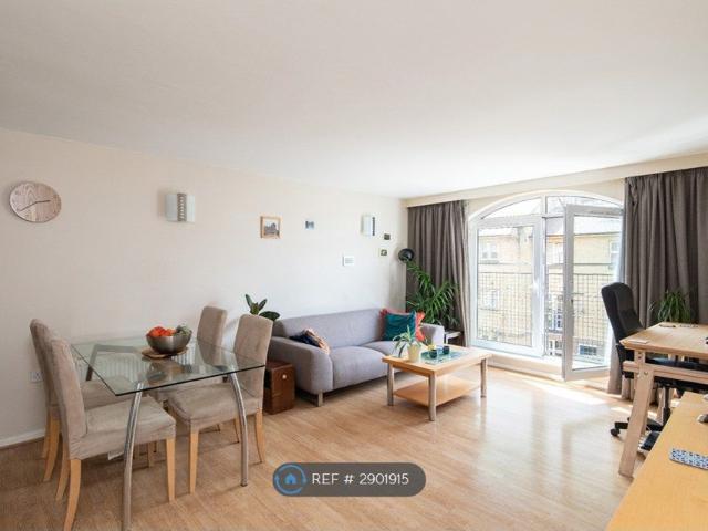 Cold Harbour, London E14, 1 bed flat to rent, £1,950 pcm | PrimeLocation