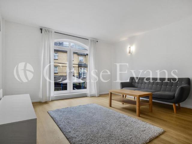 Cold Harbour, Poplar, London, E14 1 bed flat to rent £1,993 pcm £460 pw