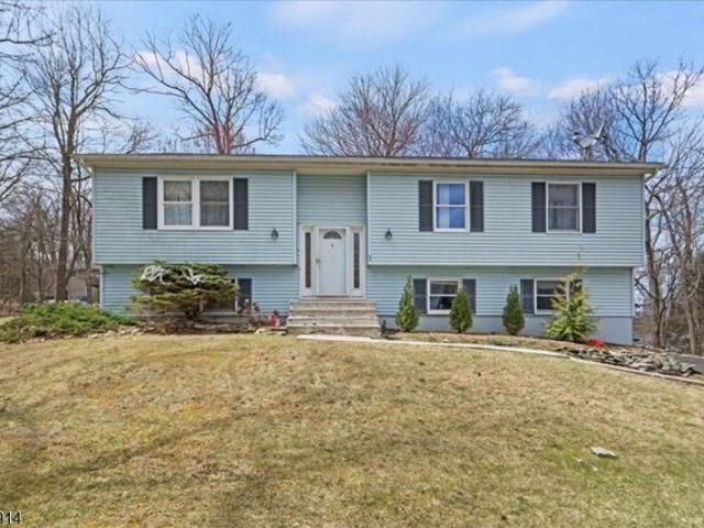 Cold Spring Dr, Vernon, Home For Sale