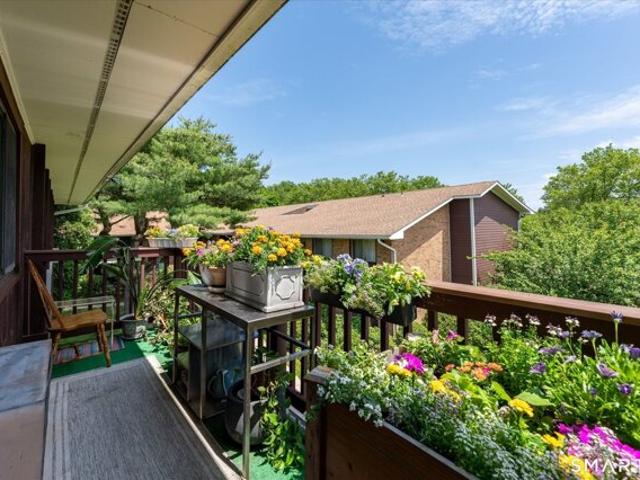 Cold Spring Rd Apt,stamford, Condo For Sale