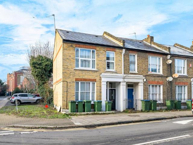 Coldbath Street, Deptford, London, SE13 2 bed flat to rent £3,034 pcm £700 pw
