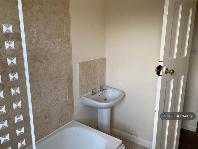 Coldhams Lane, Cambridge, CB1 4 bed terraced house to rent £2,750 pcm £635 pw