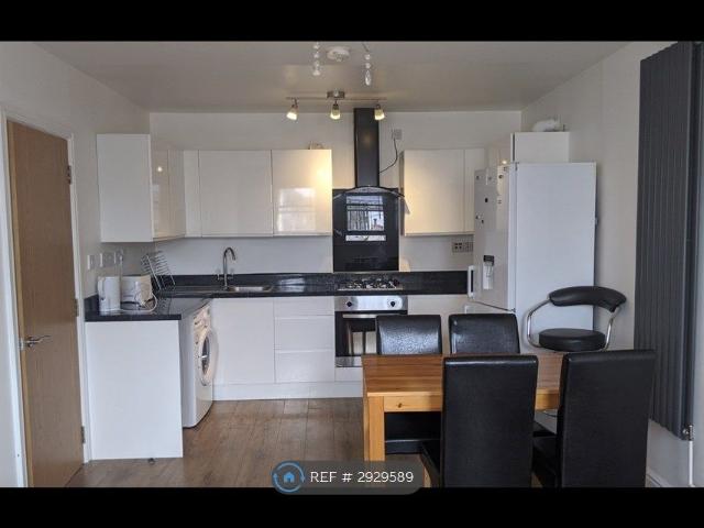 Coldharbour Lane, London SW9, 3 bed flat to rent, £2,850 pcm | PrimeLocation