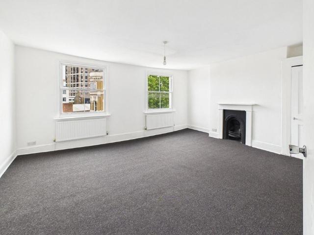 Coldharbour Lane, London, SW9 2 bed apartment to rent £2,100 pcm £485 pw