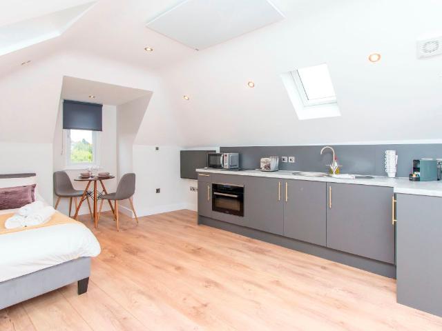 Coldharbour Road, Bristol BS6, Studio to rent, £1,800 pcm | PrimeLocation