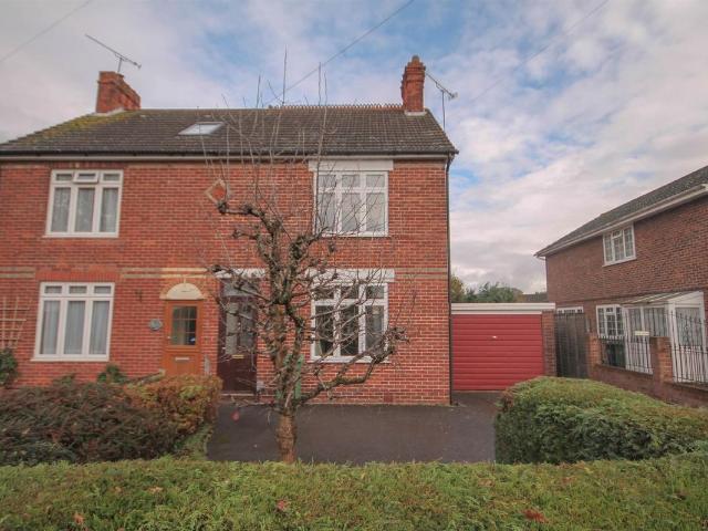 Coleford Bridge Road, Mytchett GU16, 2 bed semi detached house to rent, £1,700 pcm | PrimeLocation